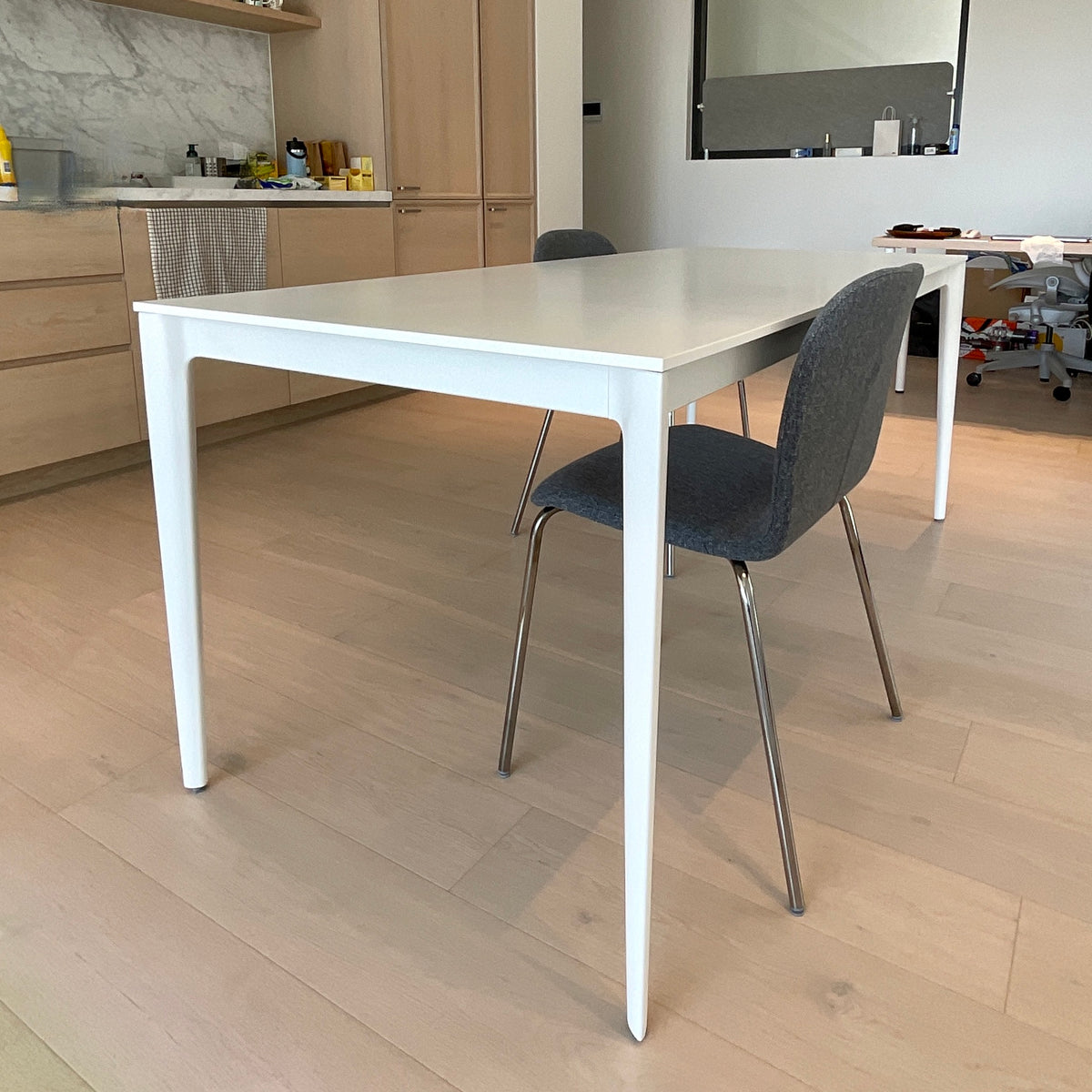 Torino Dining Table by BoConcept – Home Furniture on Consignment