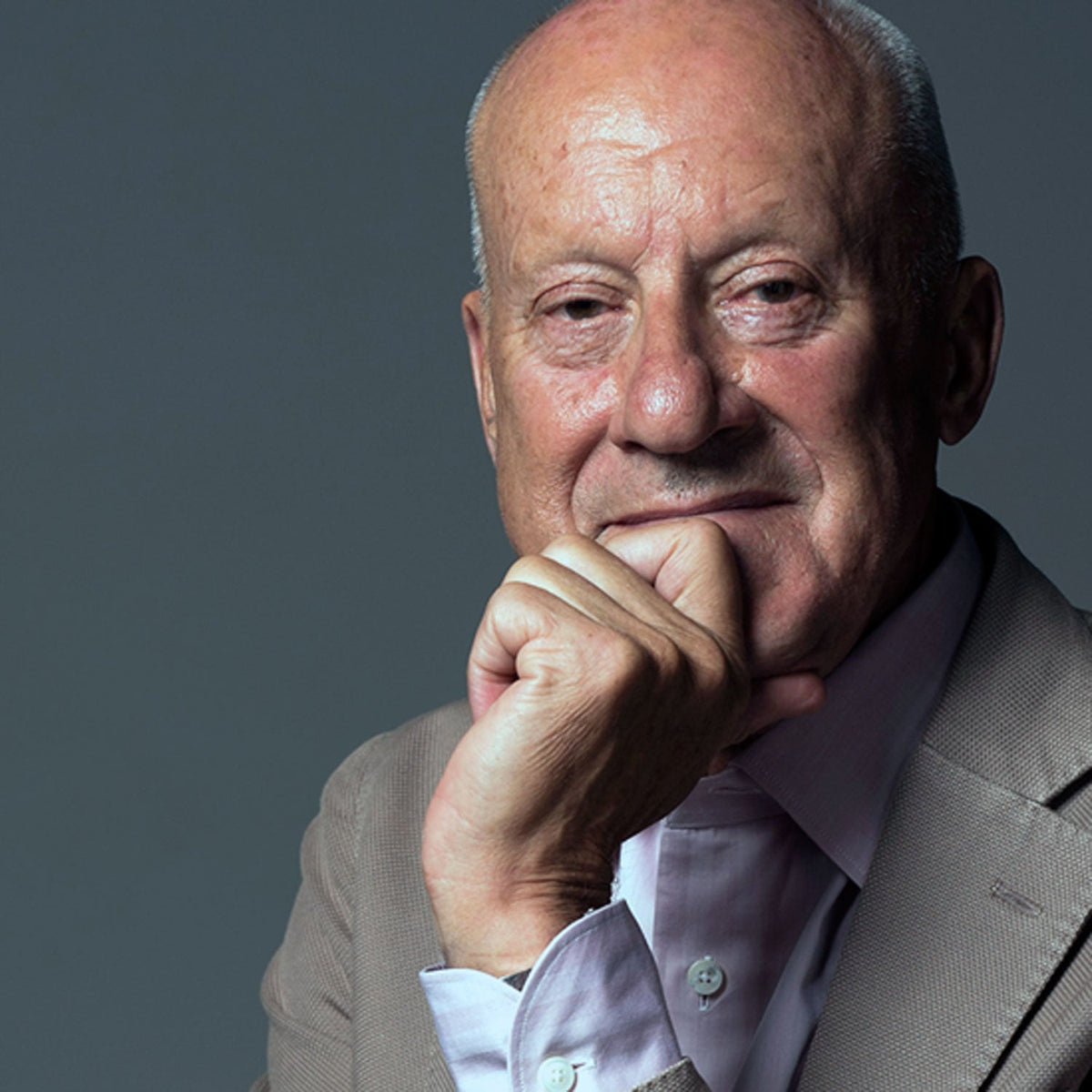 Sir Norman Foster: A Modern Master of Design and Innovation – Home ...