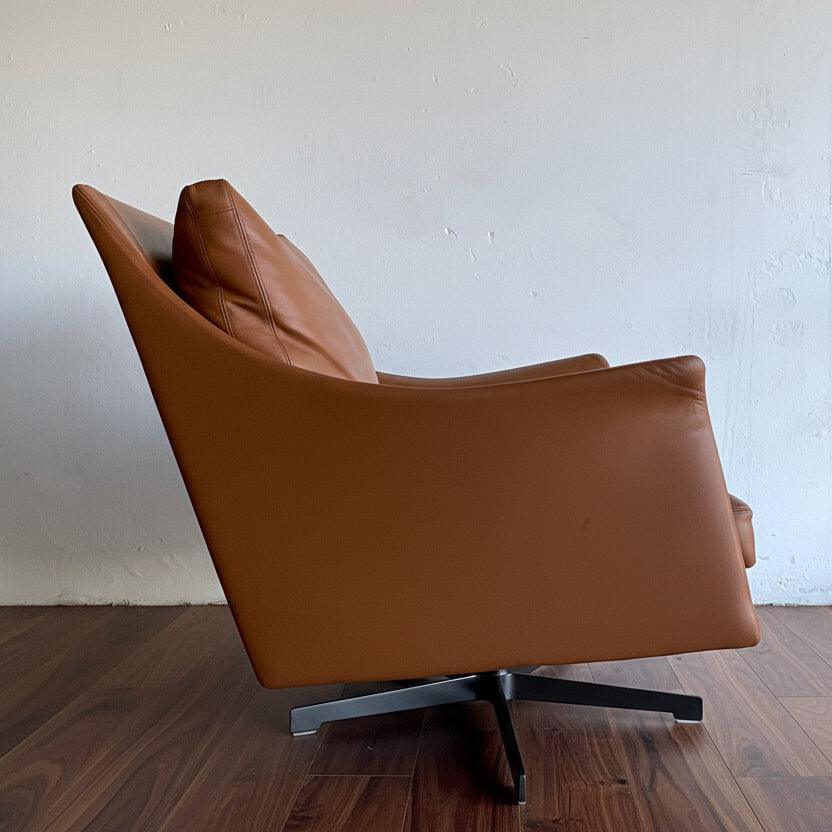 Flexform Boss Armchair on Swivel Base | HFOC – Home Furniture on ...