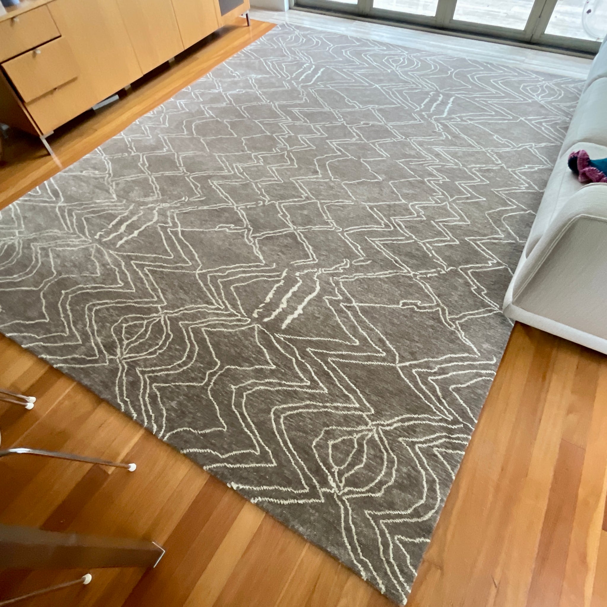 Rugs – Home Furniture on Consignment