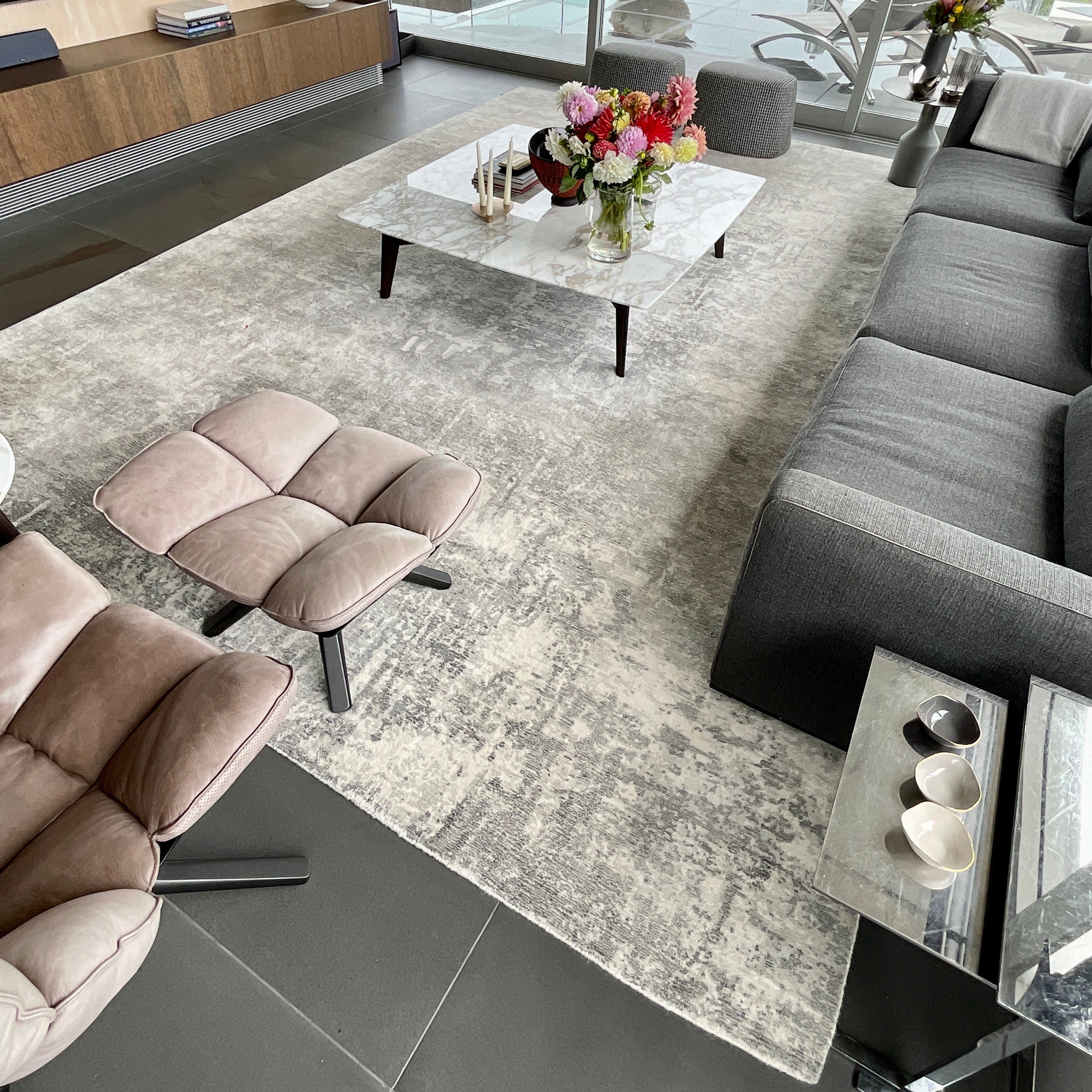 Rugs – Home Furniture on Consignment