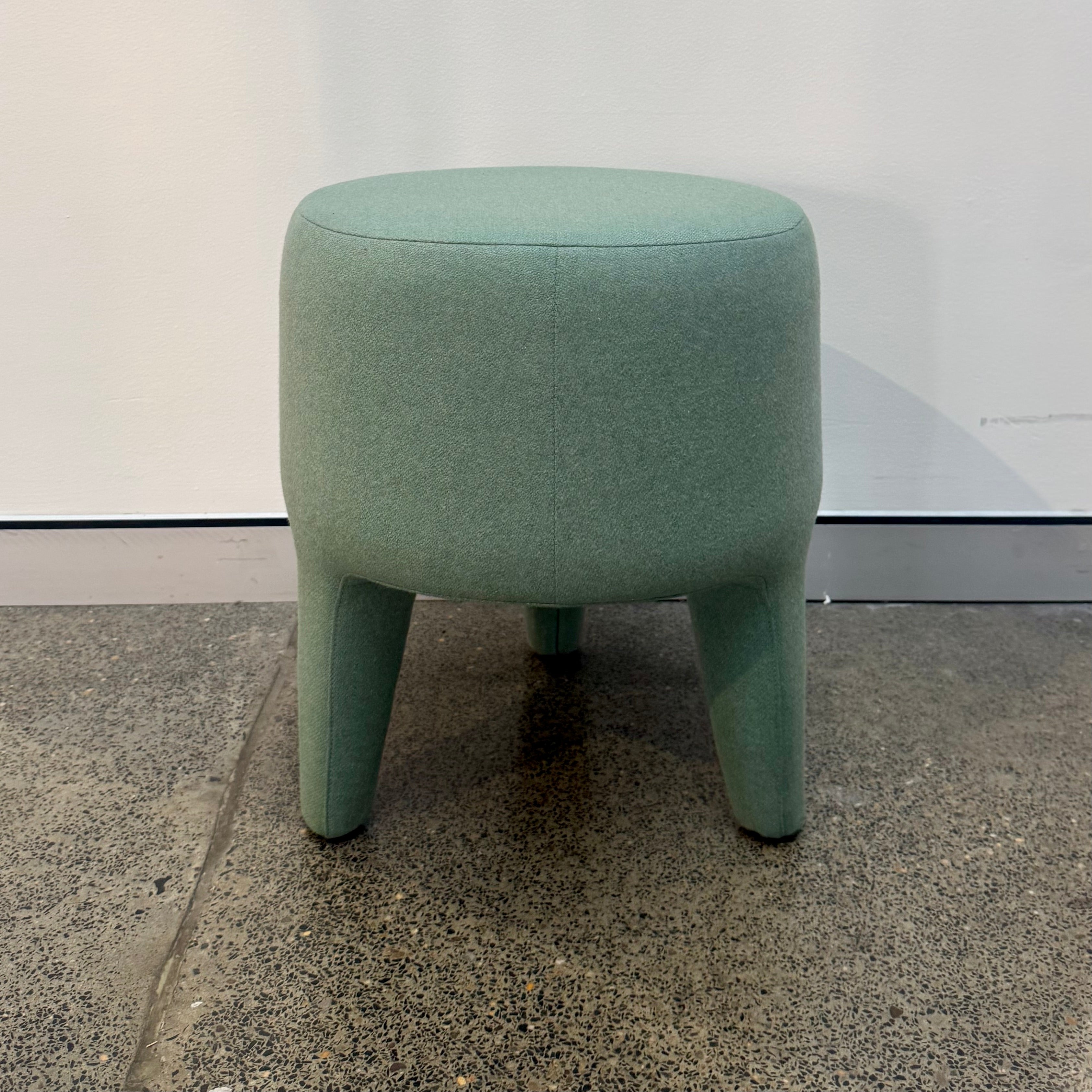 Kelly Stool by Jardan (Green) – Home Furniture on Consignment