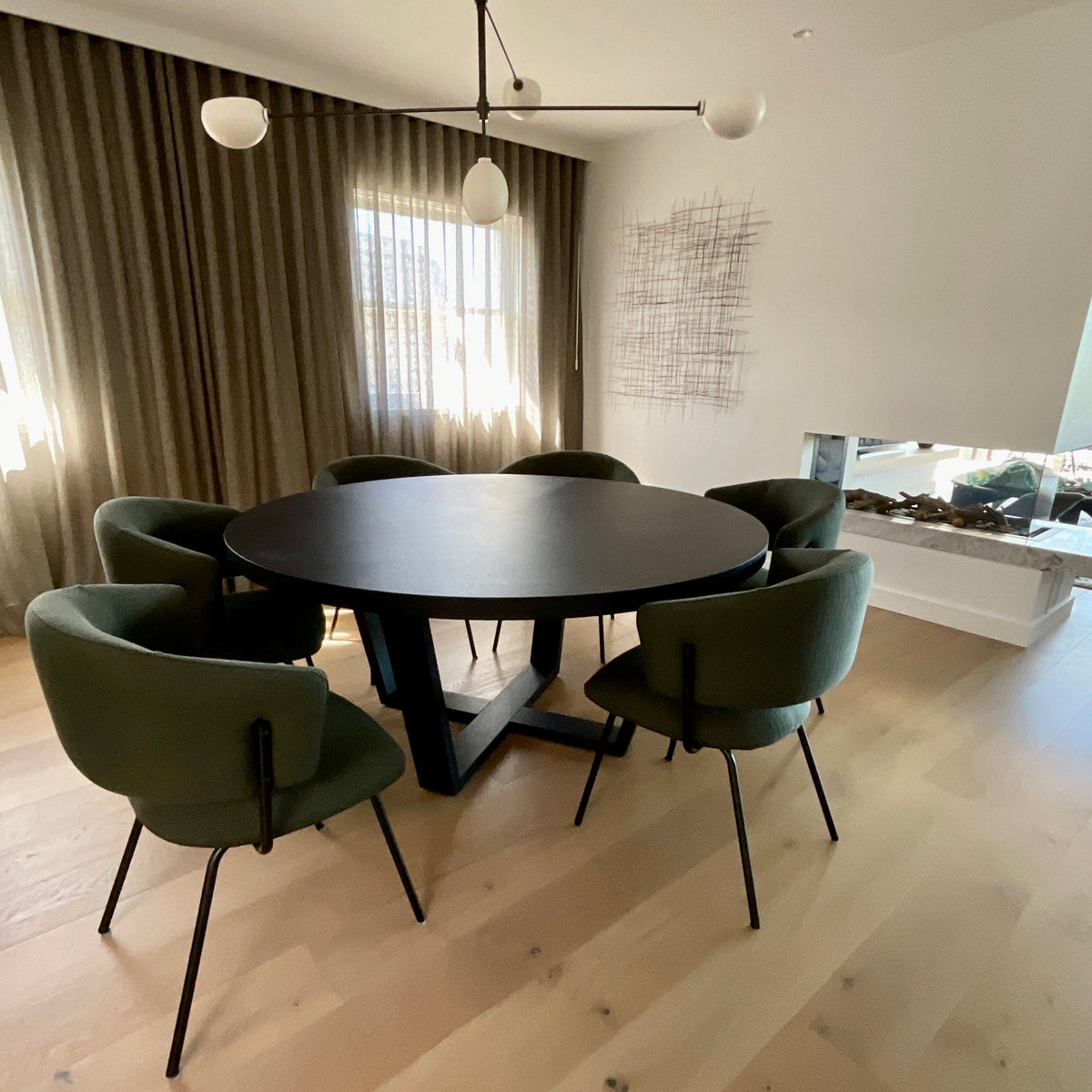 Domo Dining Table by Camerich – Home Furniture on Consignment