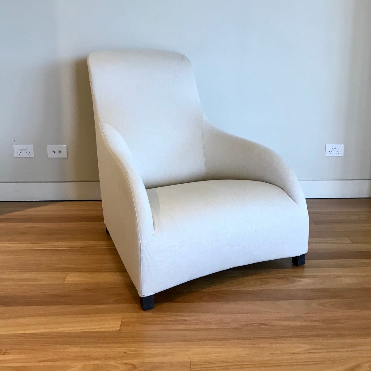 Kalos Armchair Apta Collection by Antonio Citterio for Maxalto (2 avai ...