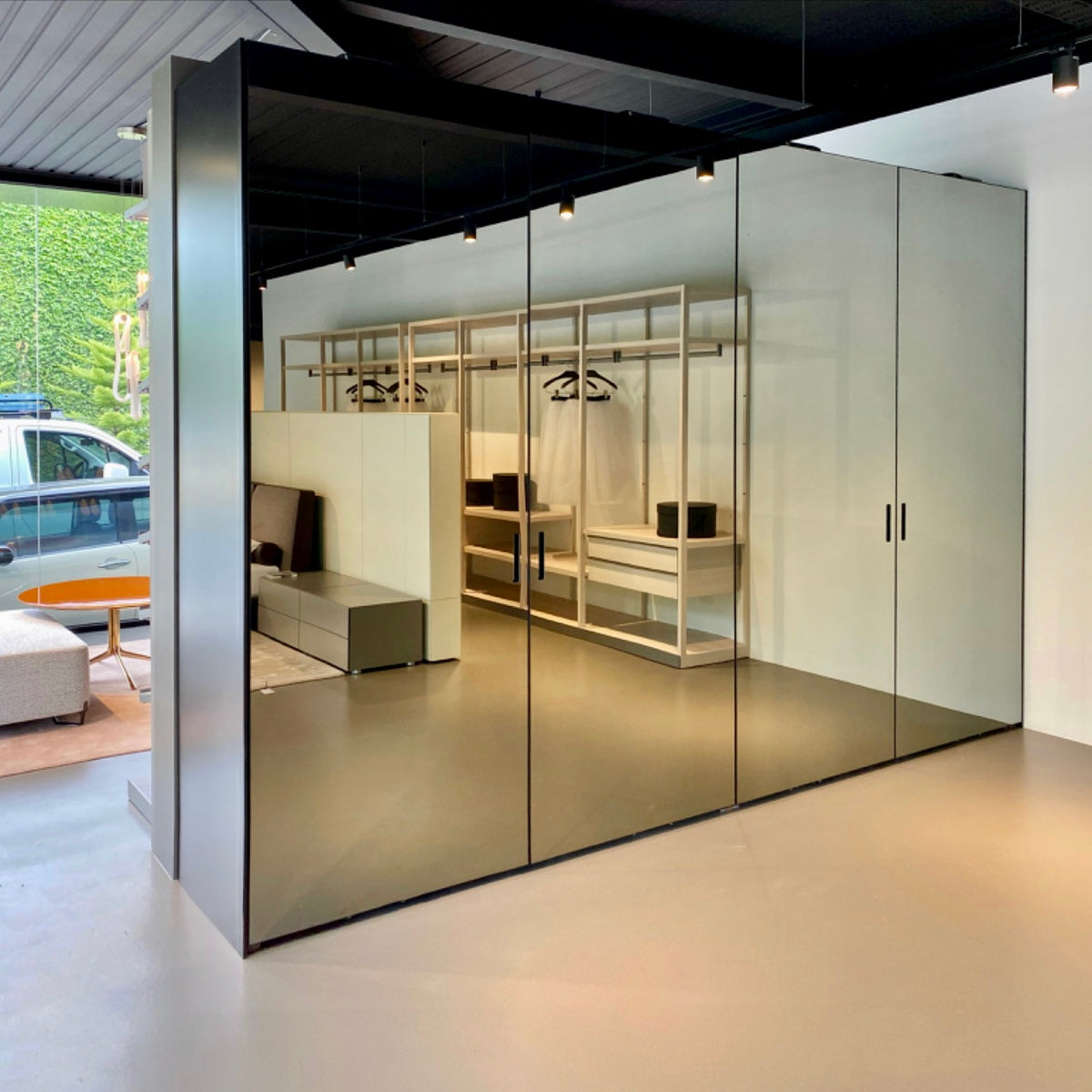 Ocean Wardrobe by Poliform – Home Furniture on Consignment